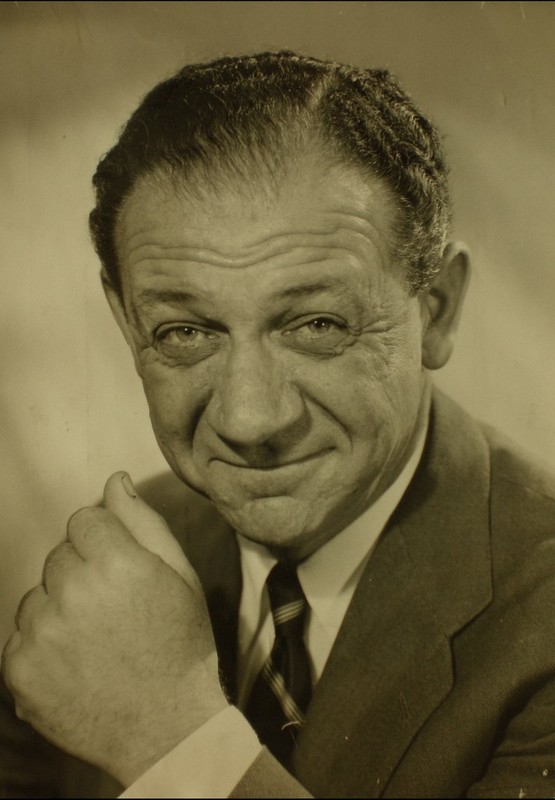 Sidney James